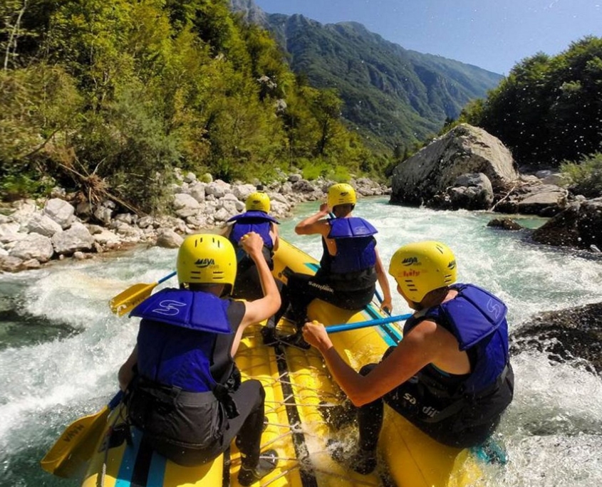 Easy classic kayaking in the Soča River | Explore Slovenia